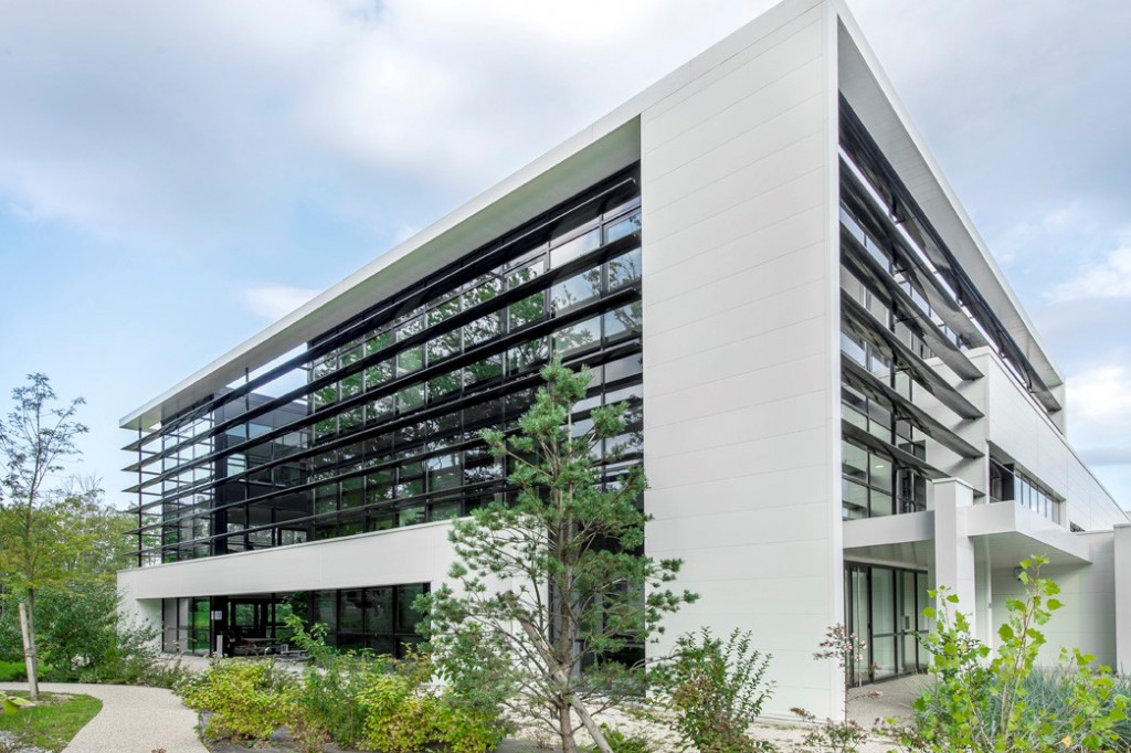 Home - Lablabo - Airless Pouch dispenser